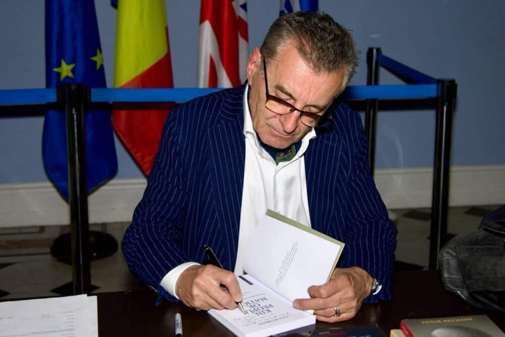 Cât dădea Securitatea bani de buzunar în 1989 - PRESShub