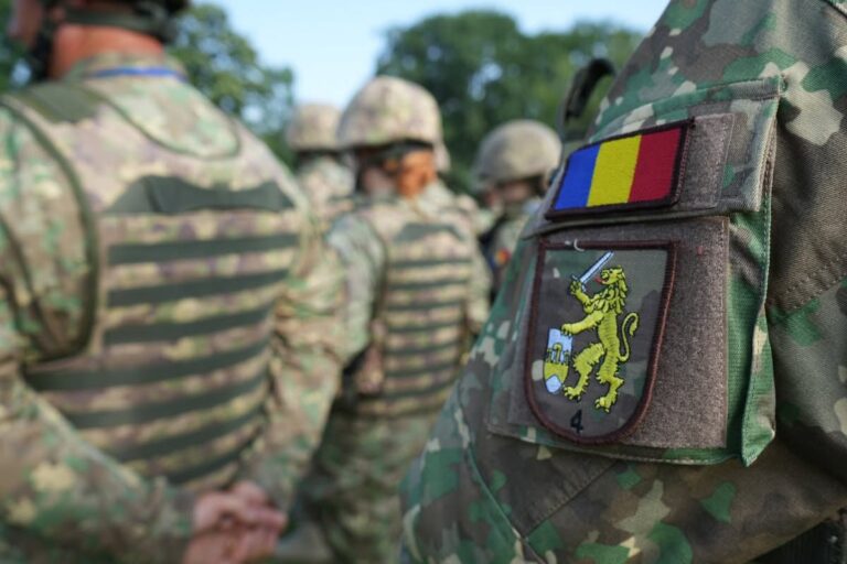 Armata și Biserica, instituțiile în care românii au cea mai mare ...