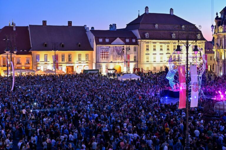 Festivalul Internaţional de Teatru de la Sibiu: 848 de evenimente şi ...